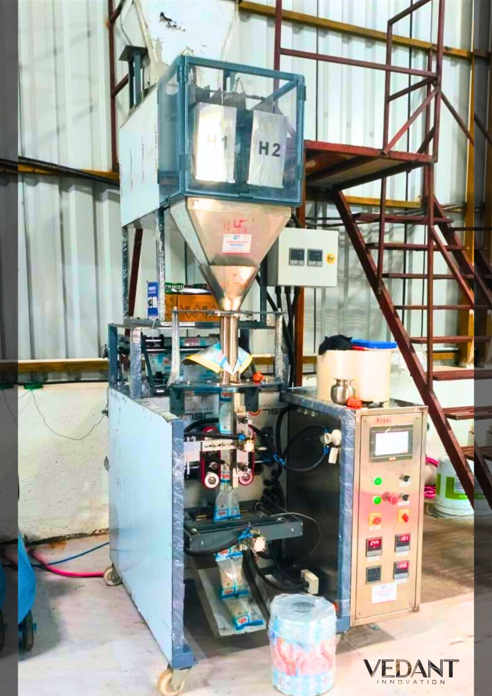 Chips Packing Machine - Vedant Innovation | Pouch Packaging Machines ...